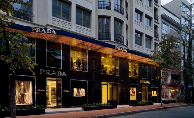 Prada, implicată într-un nou scandal. Cum răspunde acuzaţiilor – Capital Prada, implicată într-un nou scandal. Cum răspunde acuzaţiilor – Capital